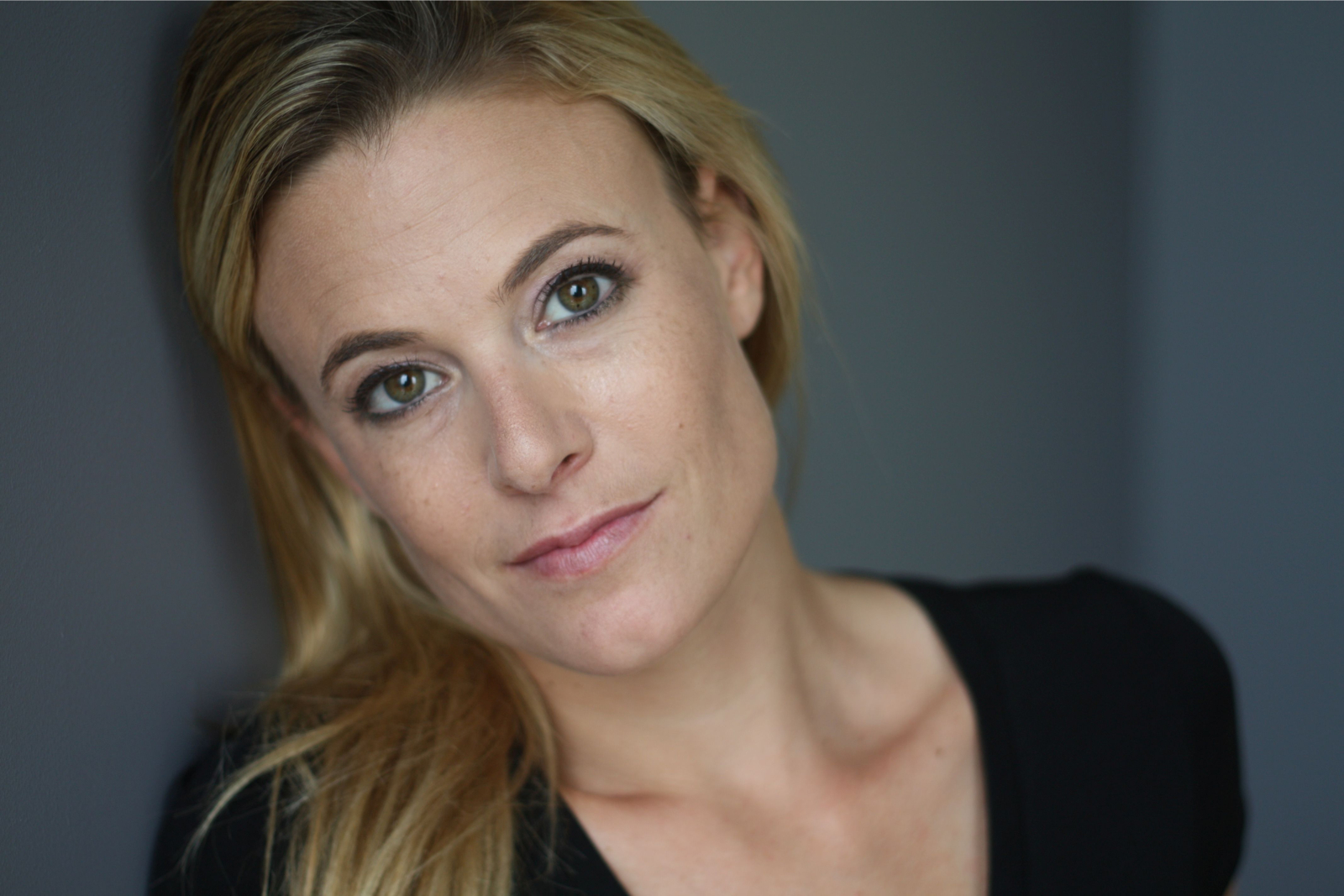 Neurowetenschapper Tali Sharot: ‘Emoties overtuigen meer dan feiten ...