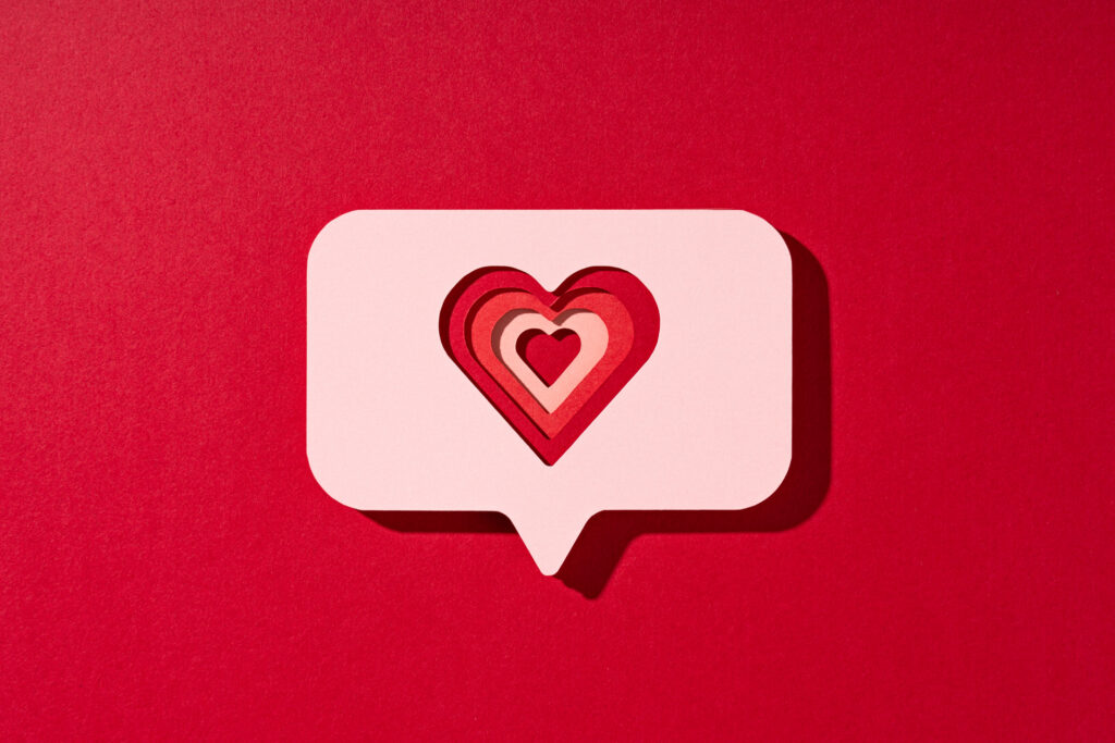 Online daten zat? Dit is waarom offline flirten helemaal terug is ...